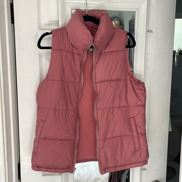 Old Navy | Jackets & Coats | Old Navy Puffer Vest Pink M | Poshmark
